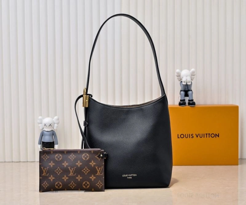 Louis Vuitton Hobo Bags