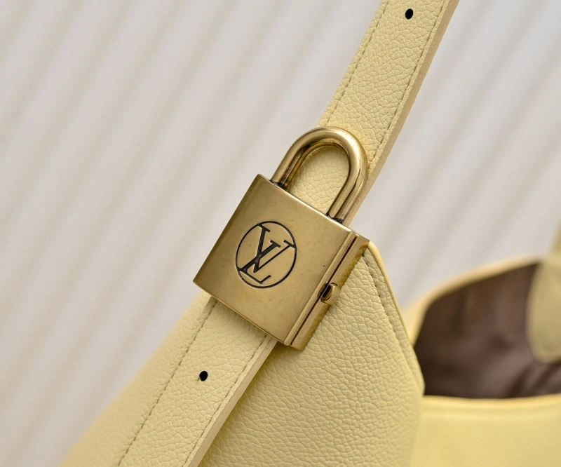 Discounted Louis Vuitton Hobo Bags