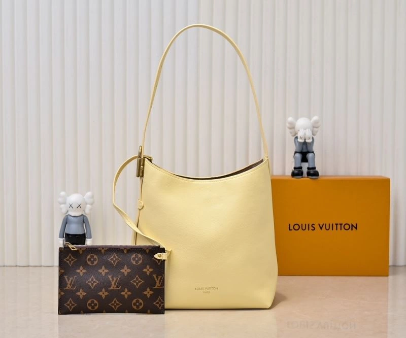 Louis Vuitton Hobo Bags