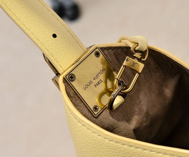 Precise copy Louis Vuitton Hobo Bags