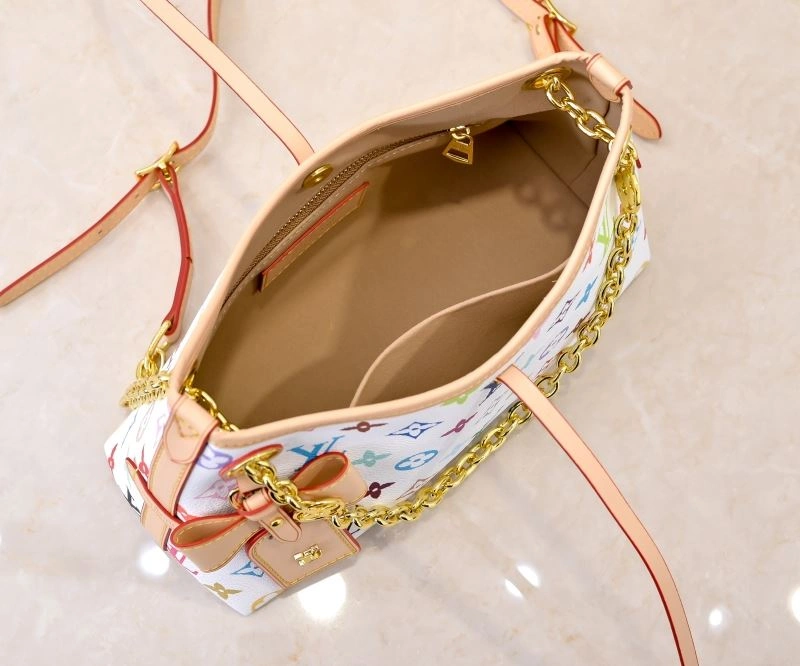 Top mirror Louis Vuitton Hobo Bags