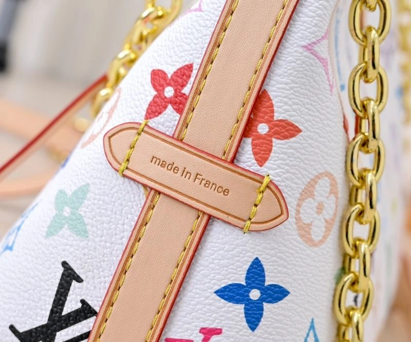 Top mirror Louis Vuitton Hobo Bags