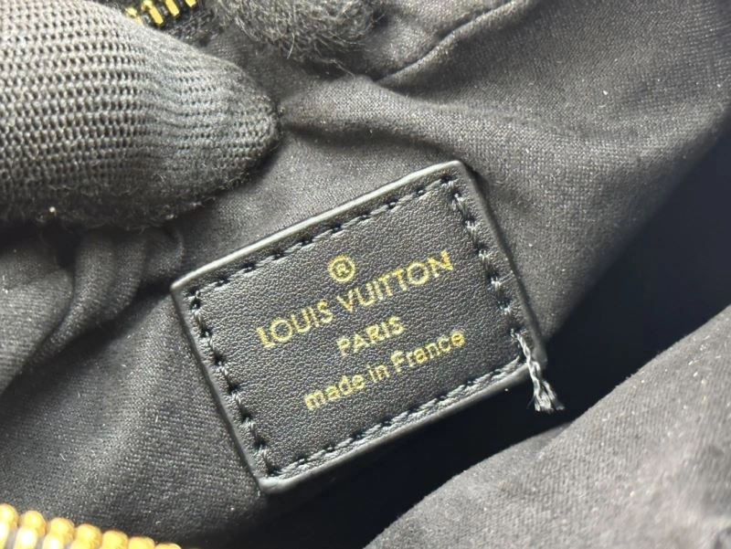 High fidelity Louis Vuitton Hobo Bags
