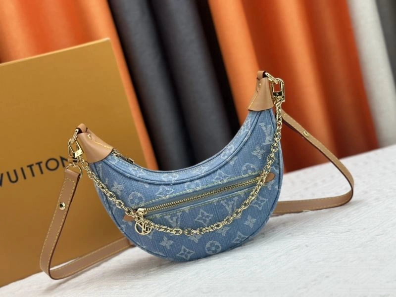 Louis Vuitton Hobo Bags