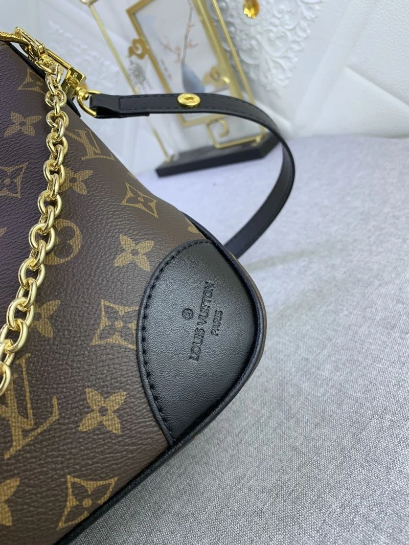 Top match Louis Vuitton Hobo Bags