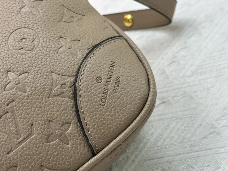 Reasonably priced Louis Vuitton Hobo Bags