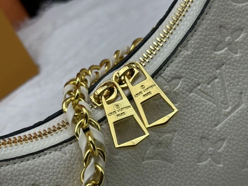 Bargain Louis Vuitton Hobo Bags