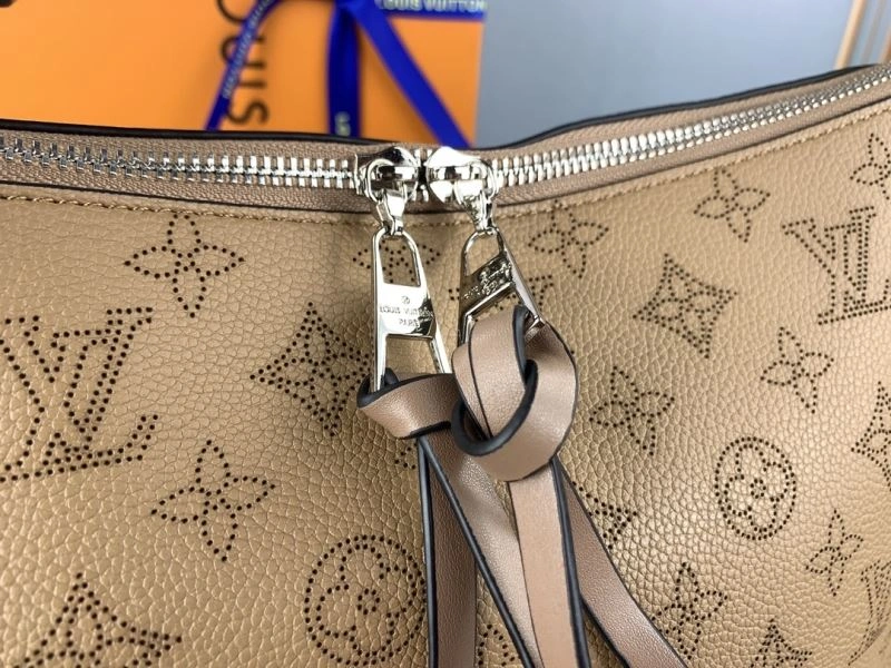 Exact replica Louis Vuitton Hobo Bags