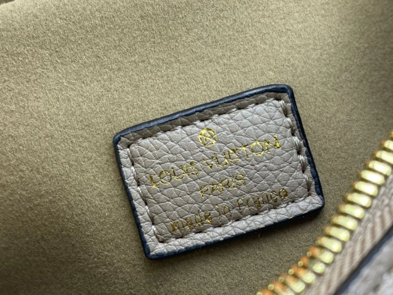 Brand-authenticated Louis Vuitton Hobo Bags