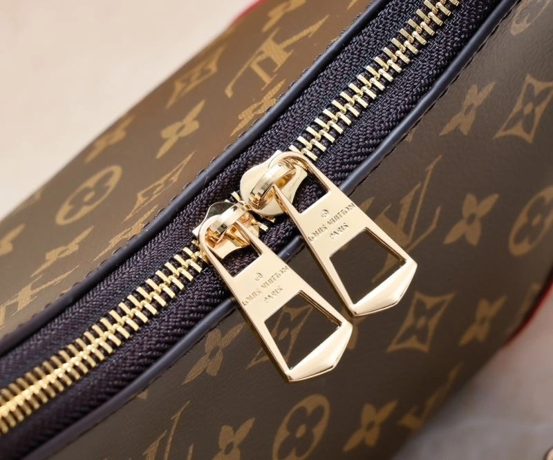Exact replica Louis Vuitton Hobo Bags
