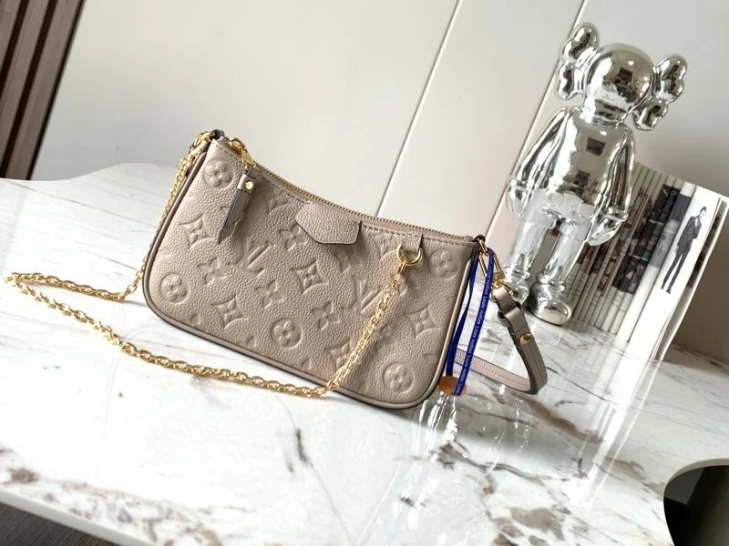 Louis Vuitton Hobo Bags