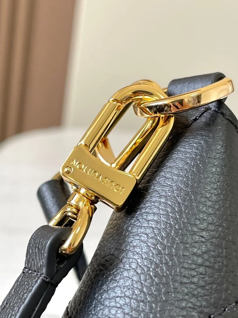 Official Louis Vuitton Hobo Bags
