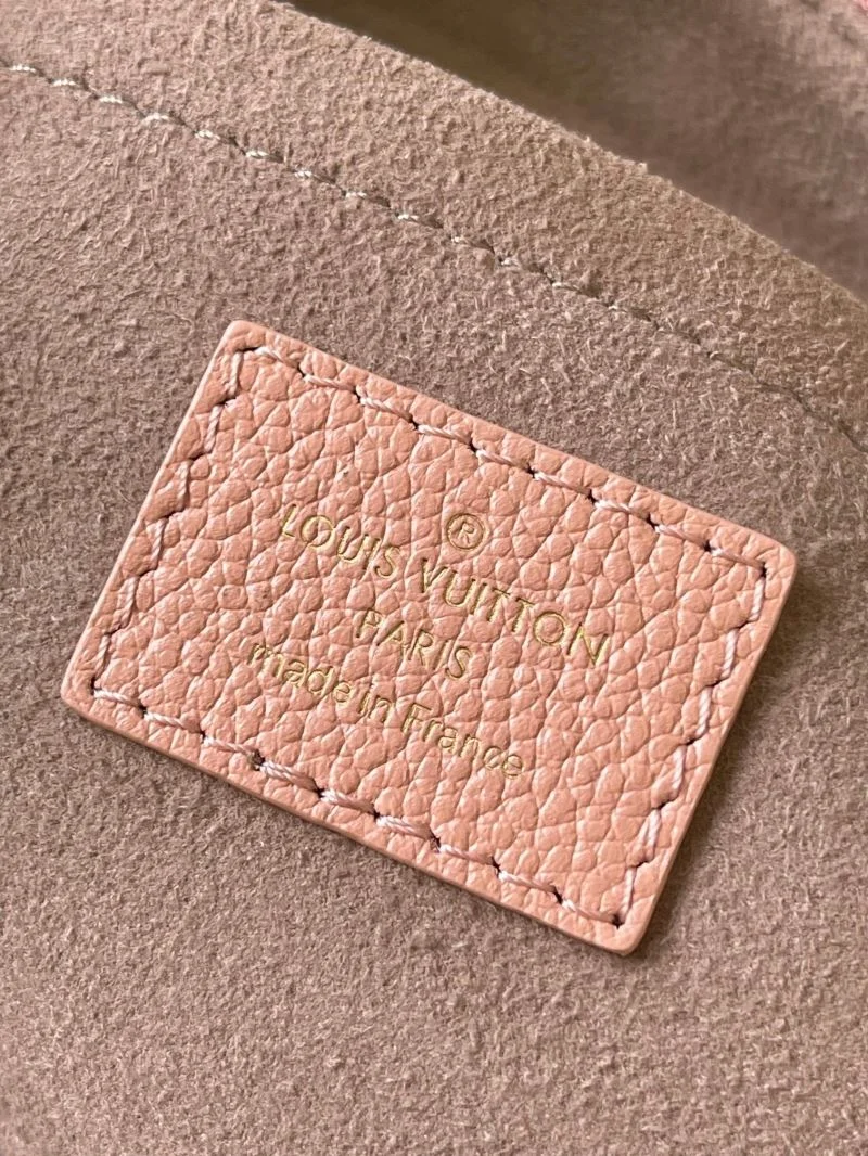 Factory-made Louis Vuitton Hobo Bags