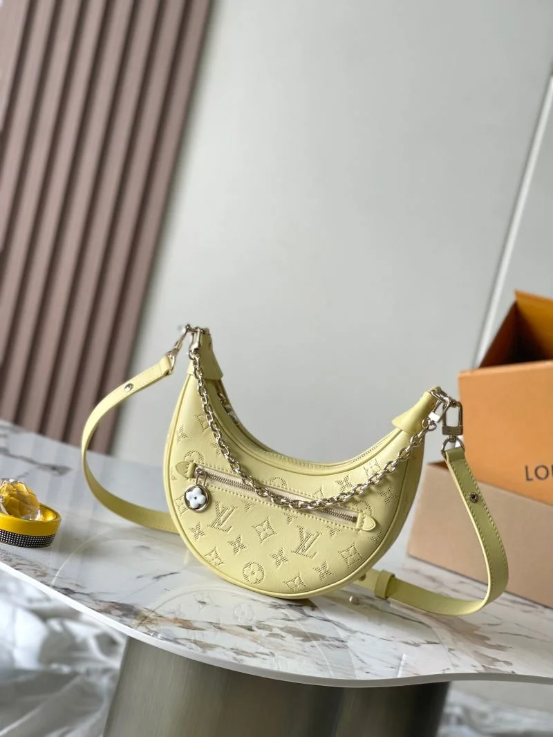 Louis Vuitton Hobo Bags