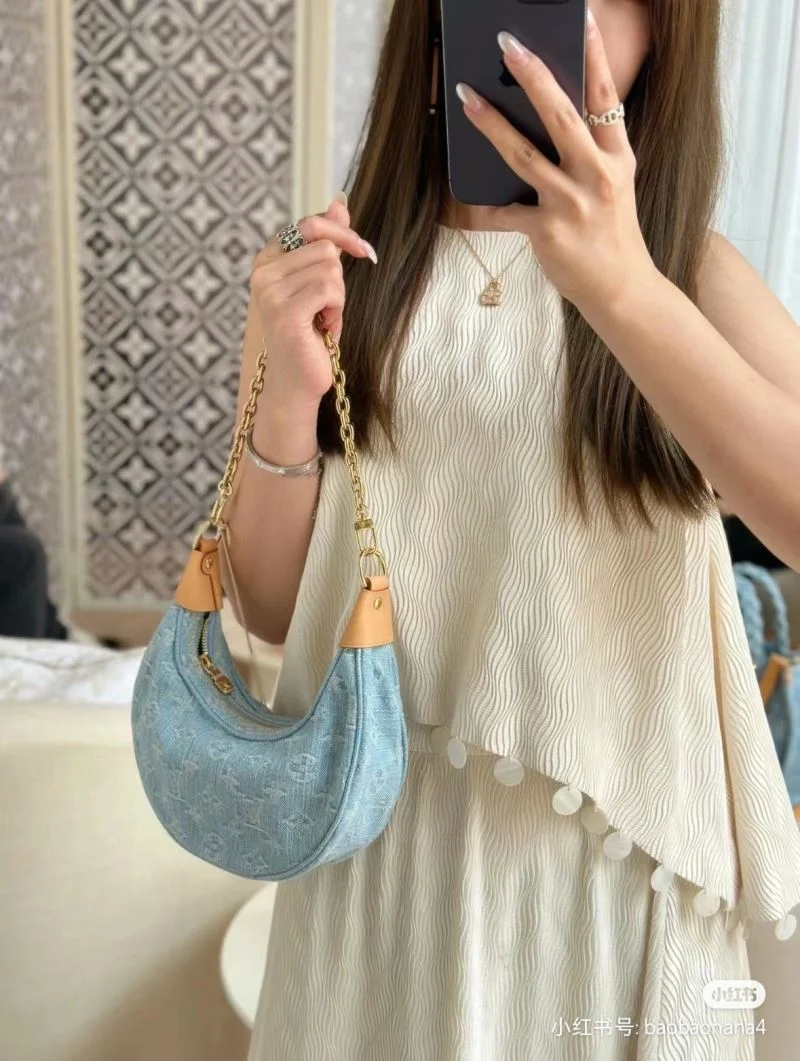 Discounted Louis Vuitton Hobo Bags