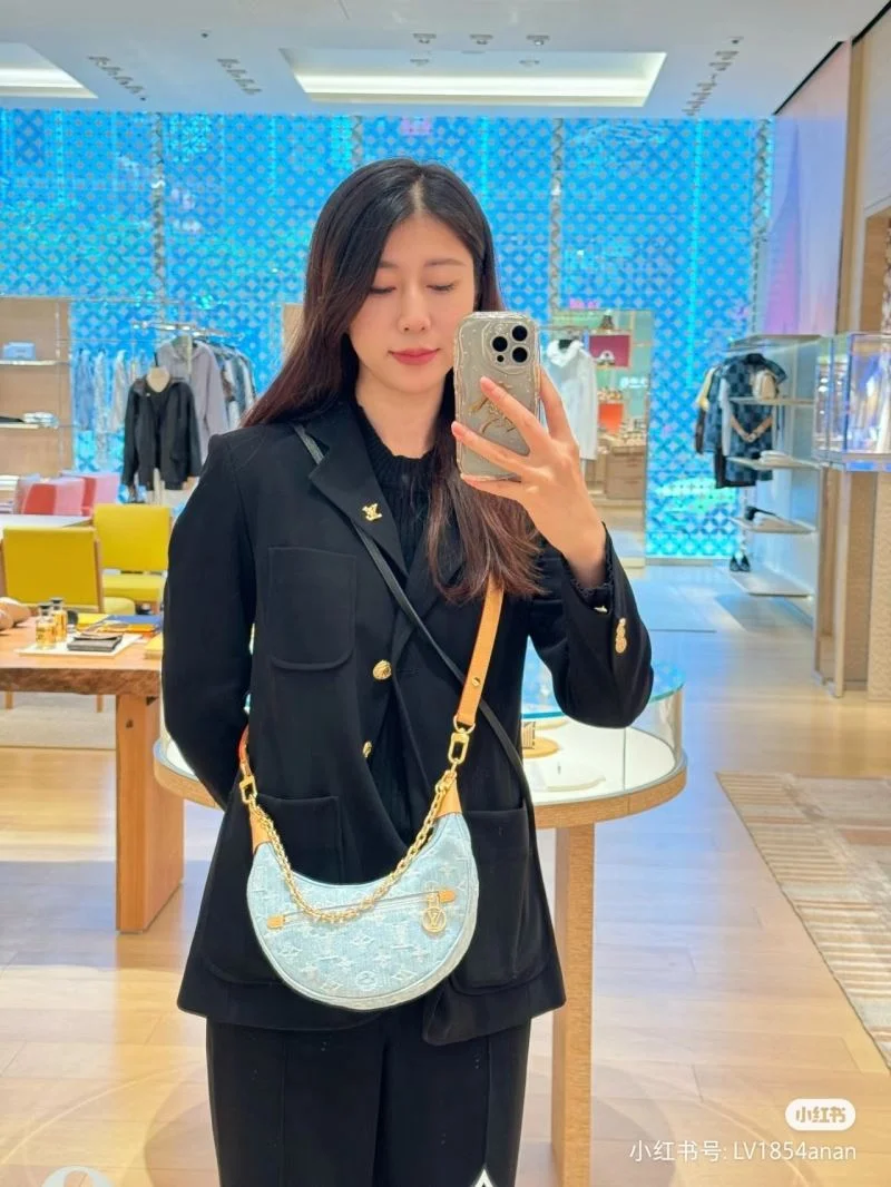 Discounted Louis Vuitton Hobo Bags