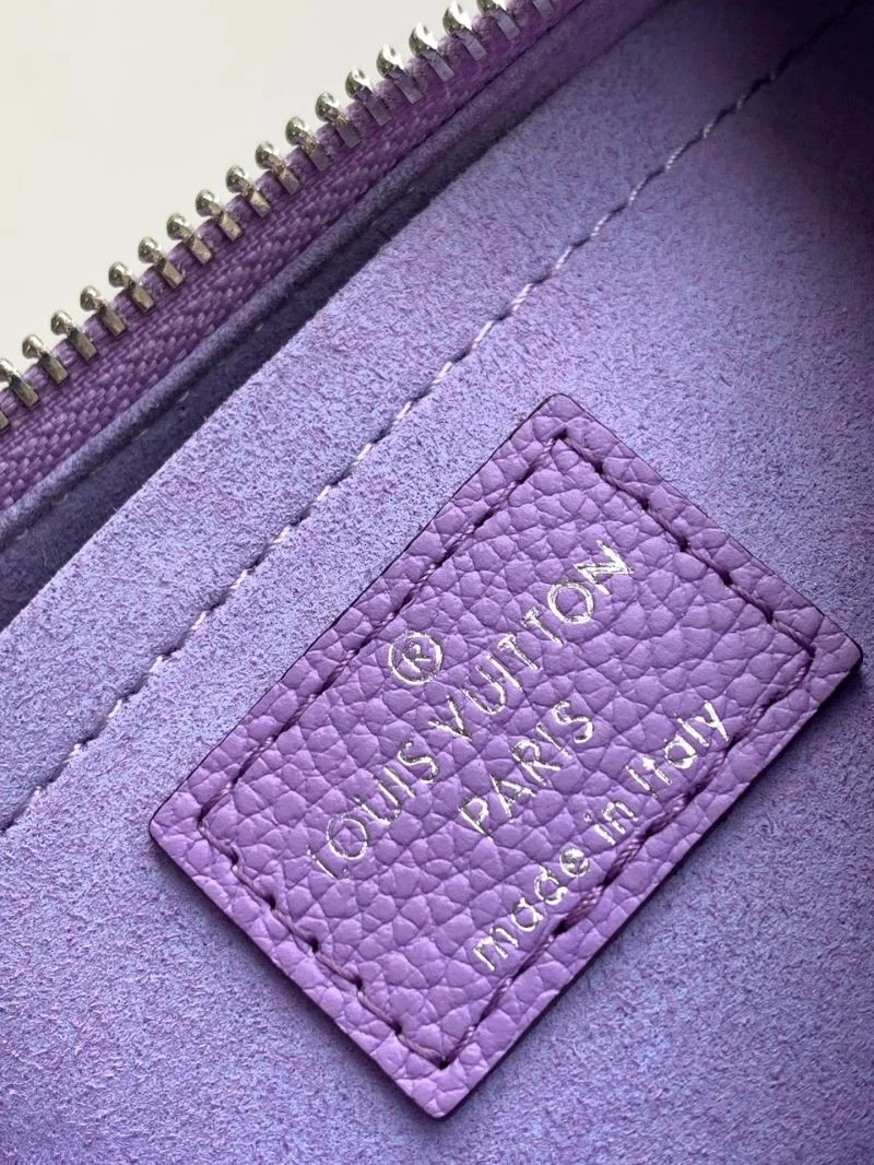 High fidelity Louis Vuitton Hobo Bags