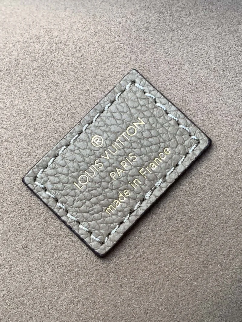 Low-cost Louis Vuitton Hobo Bags
