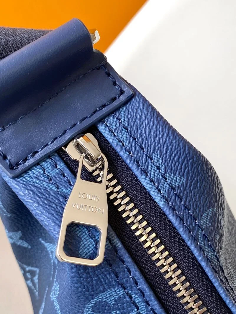 Top match Louis Vuitton Hobo Bags