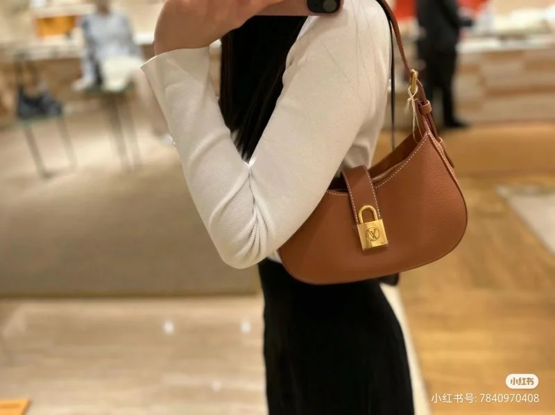 Authentic Louis Vuitton Hobo Bags