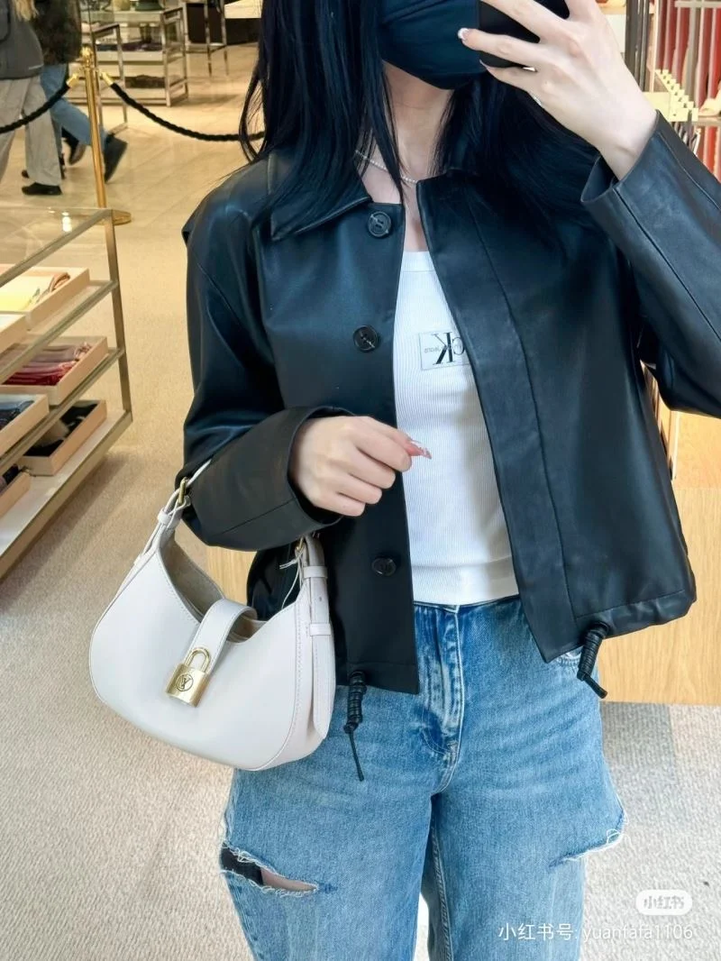 High accuracy Louis Vuitton Hobo Bags