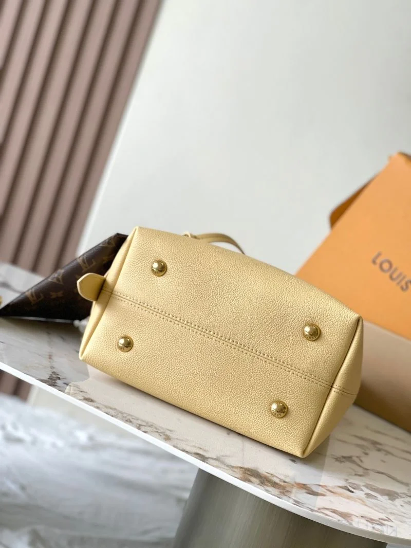 Value-priced Louis Vuitton Hobo Bags