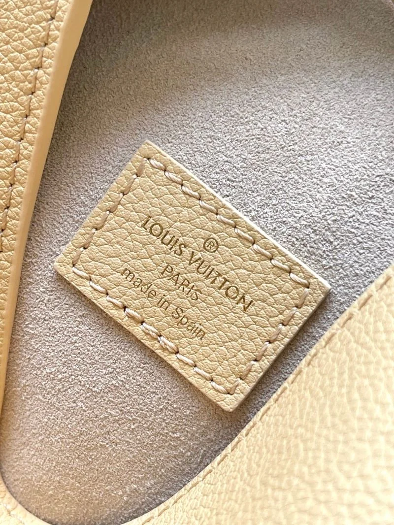 Value-priced Louis Vuitton Hobo Bags