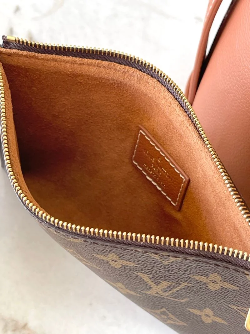 Discounted Louis Vuitton Hobo Bags
