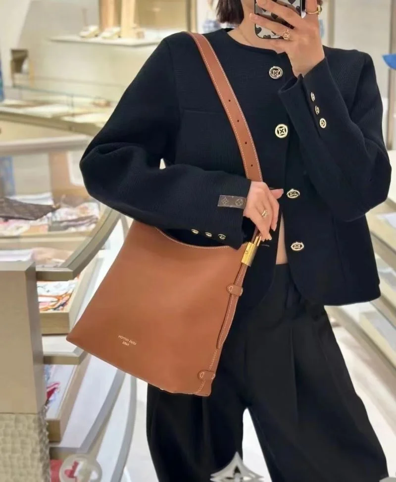 Discounted Louis Vuitton Hobo Bags