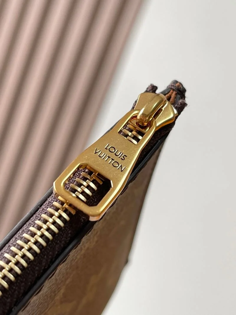 1:1 copy Louis Vuitton Hobo Bags