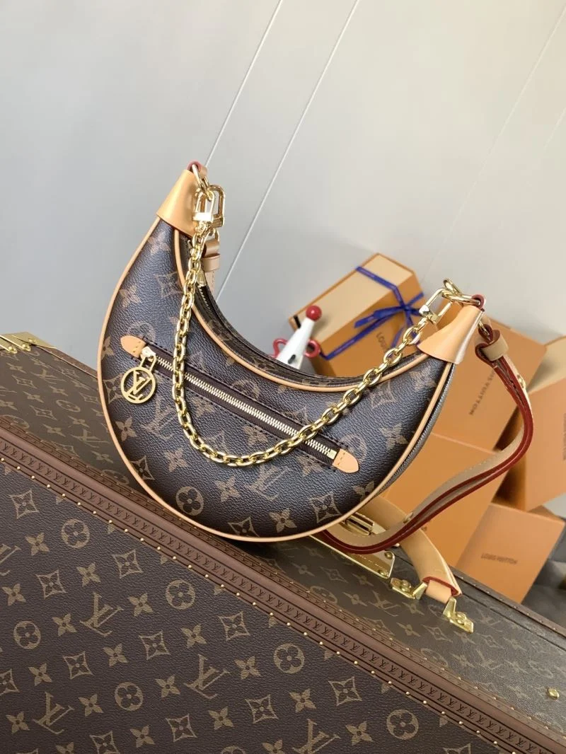 Louis Vuitton Hobo Bags