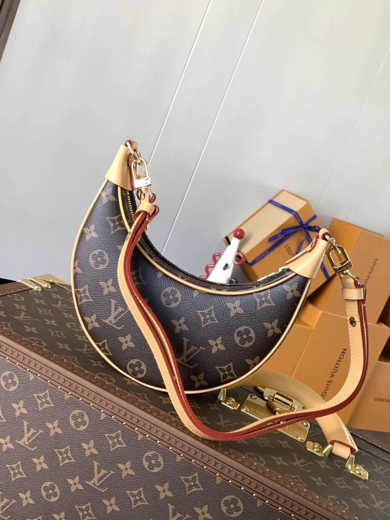 High accuracy Louis Vuitton Hobo Bags