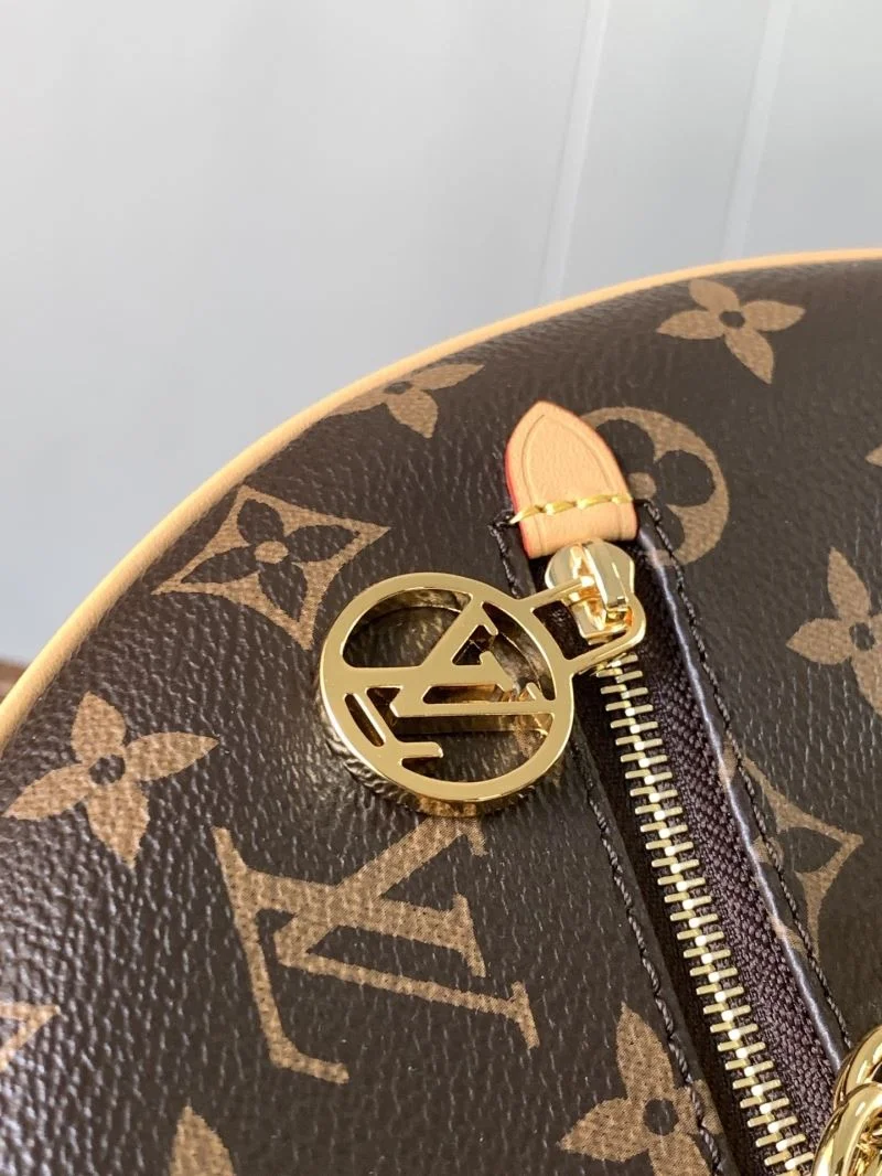 High accuracy Louis Vuitton Hobo Bags