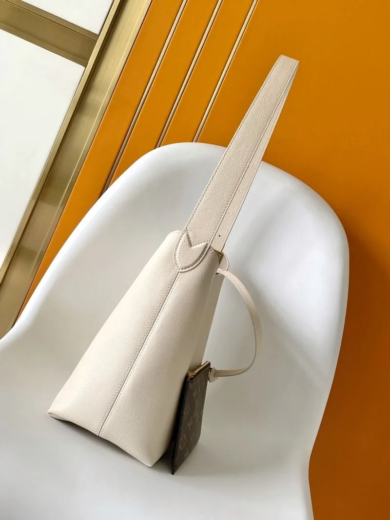Mirror quality Louis Vuitton Hobo Bags