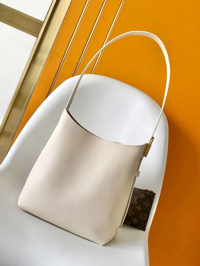 Mirror quality Louis Vuitton Hobo Bags