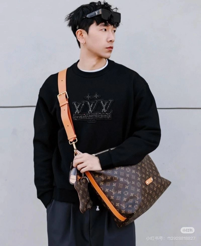 Top mirror Louis Vuitton Hoodies