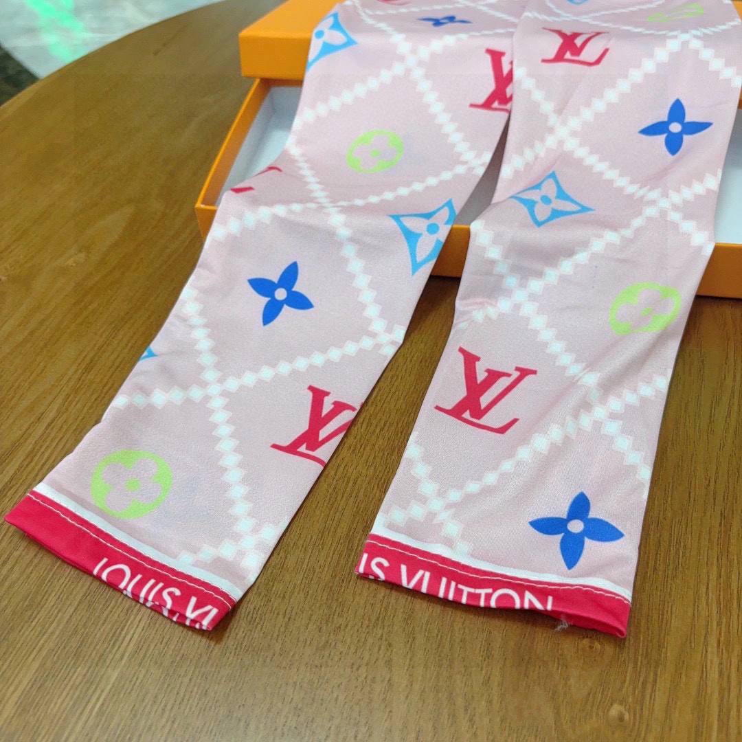 Real Louis Vuitton Ice Silk Sleeves