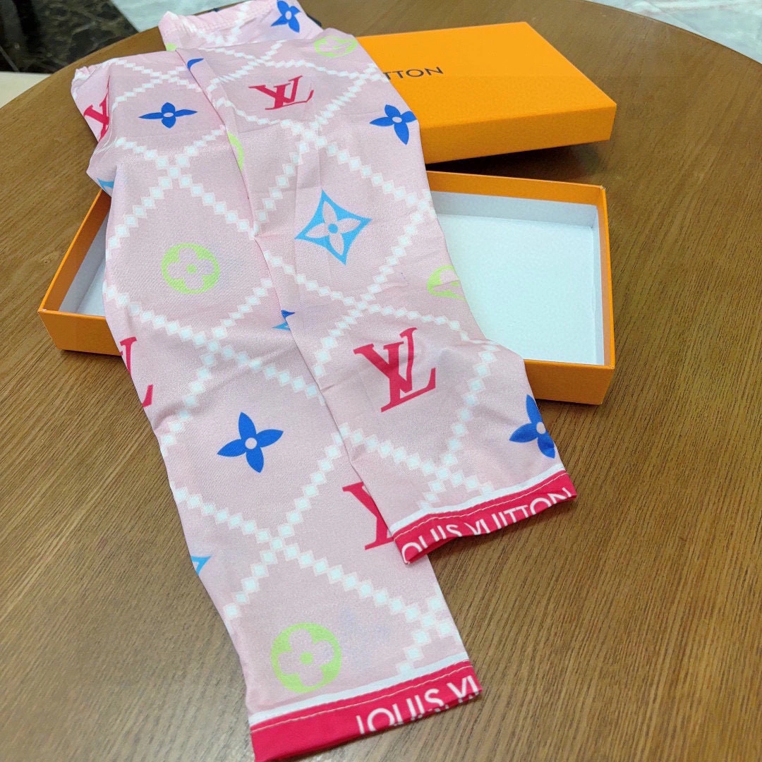 Real Louis Vuitton Ice Silk Sleeves