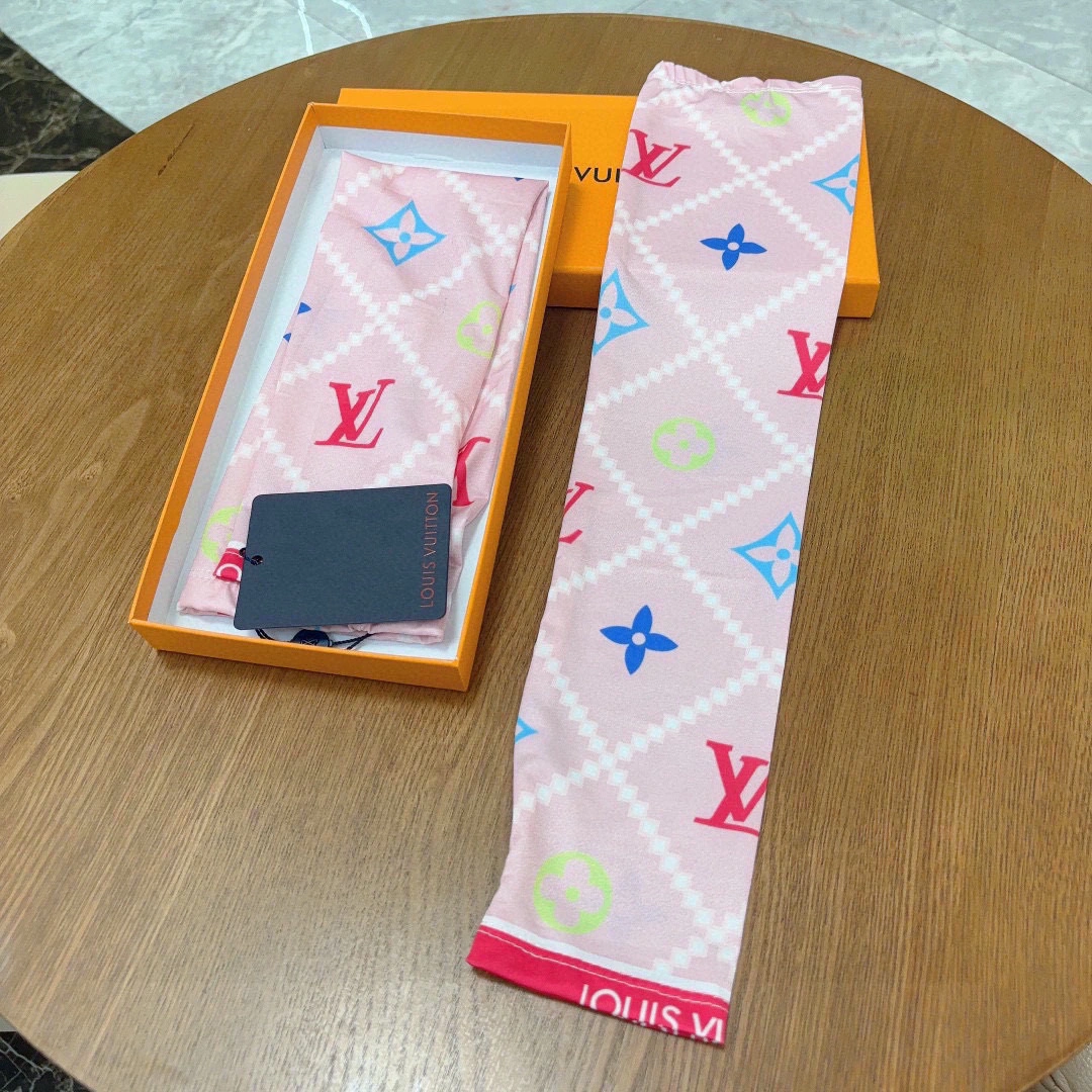 Real Louis Vuitton Ice Silk Sleeves