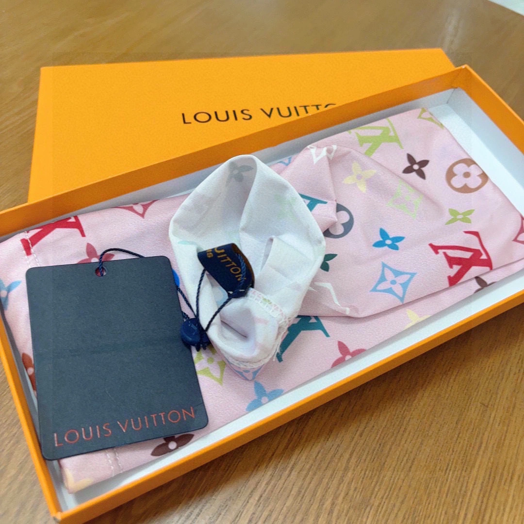 Official Louis Vuitton Ice Silk Sleeves