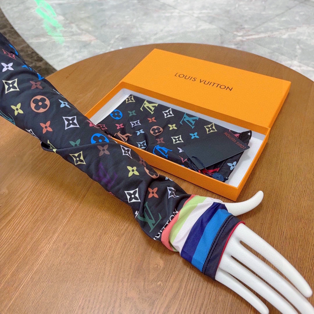 Louis Vuitton Ice Silk Sleeves