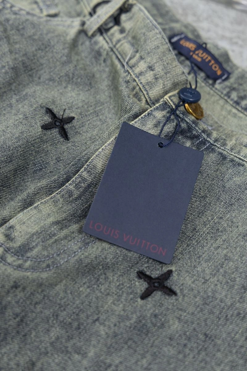 Factory-made Louis Vuitton Jeans