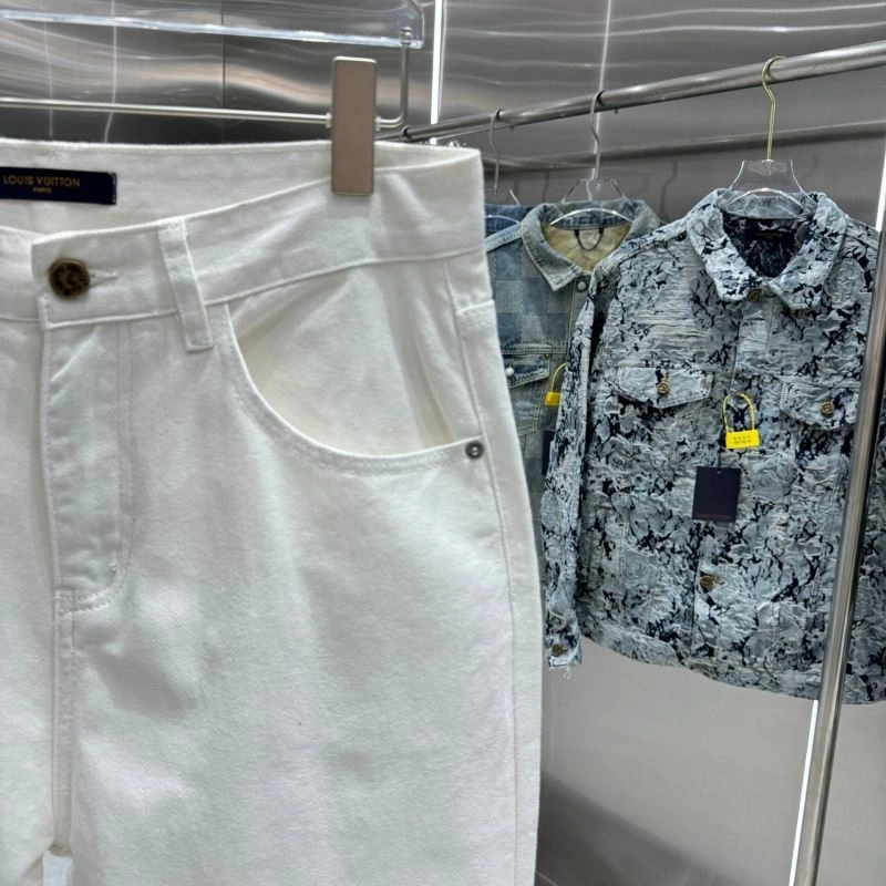 Exact replica Louis Vuitton Jeans