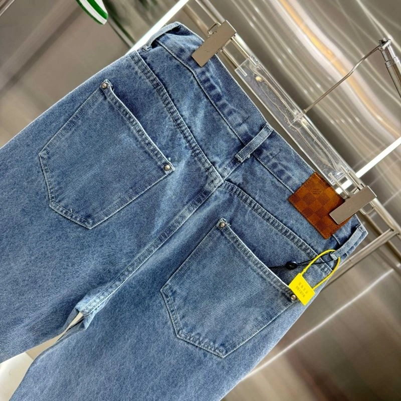 Inexpensive Louis Vuitton Jeans