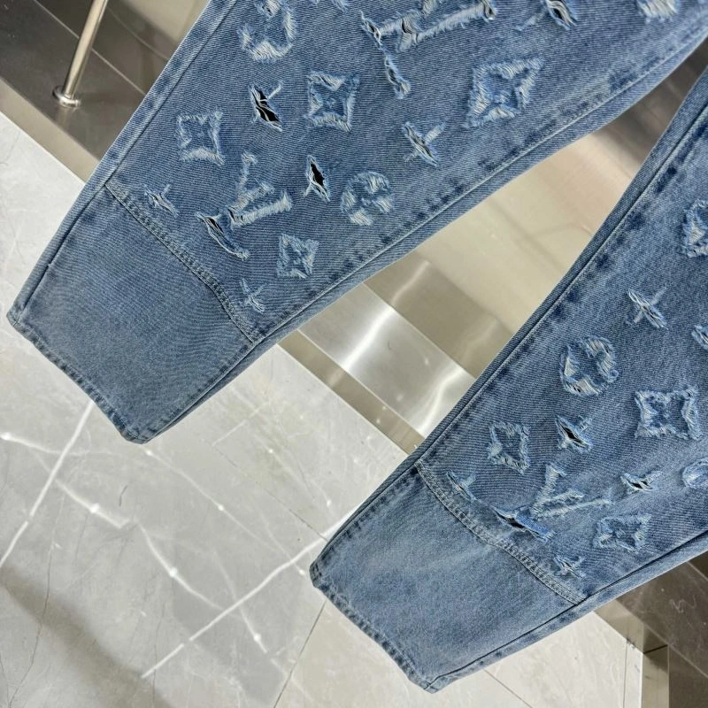 Inexpensive Louis Vuitton Jeans