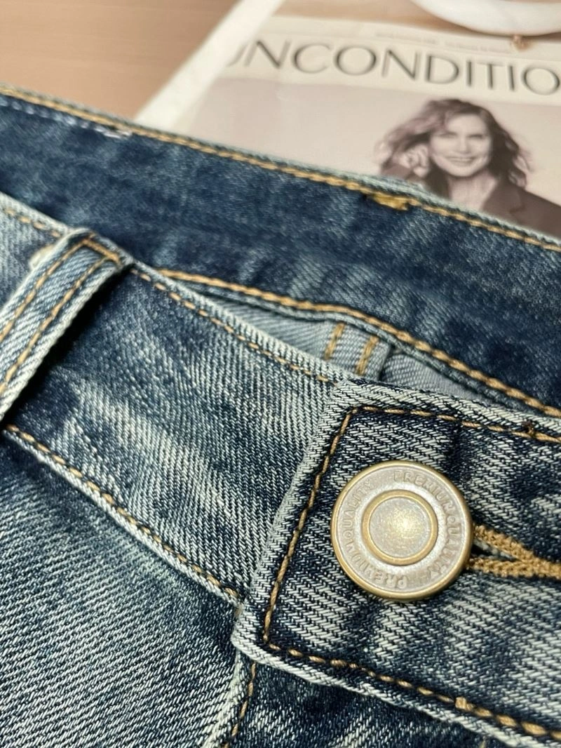 Accurate model Louis Vuitton Jeans