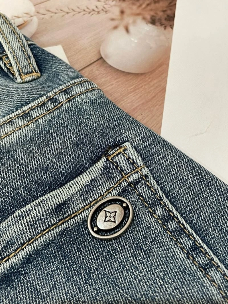 Accurate model Louis Vuitton Jeans