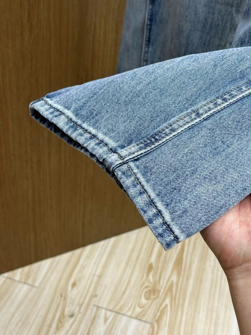 Discounted Louis Vuitton Jeans