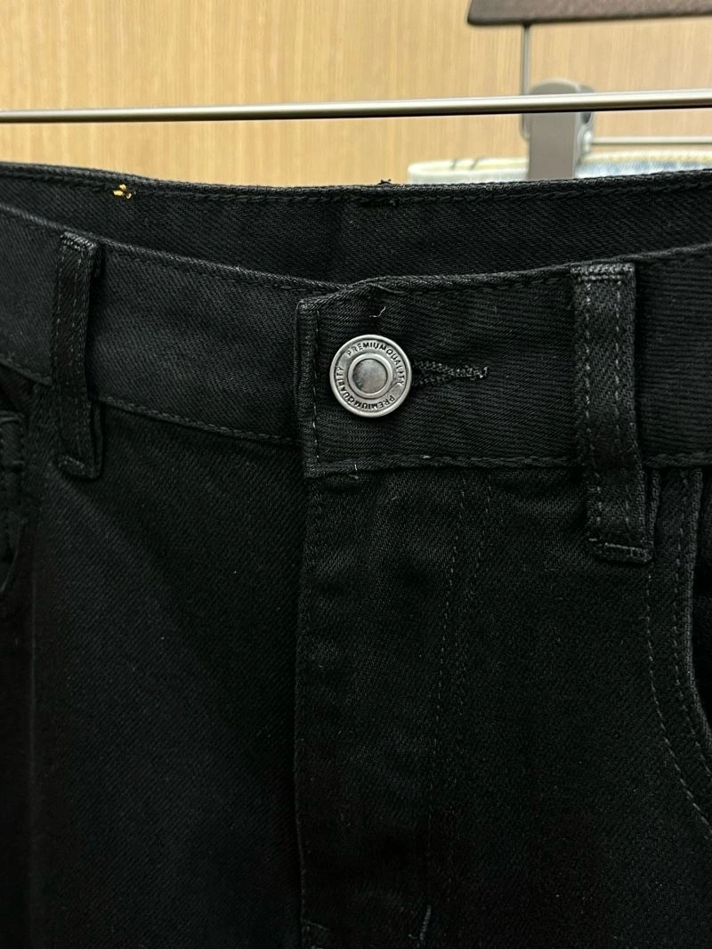 Discounted Louis Vuitton Jeans