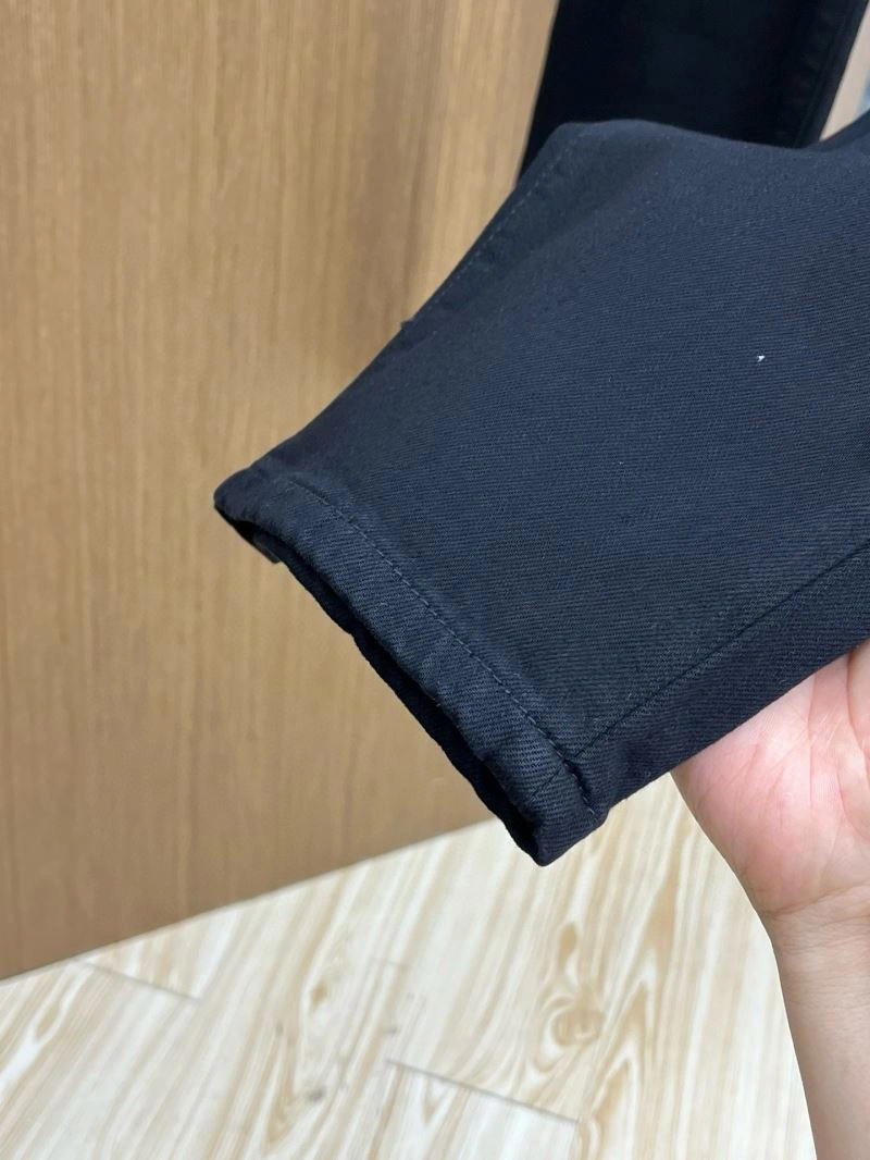 Discounted Louis Vuitton Jeans